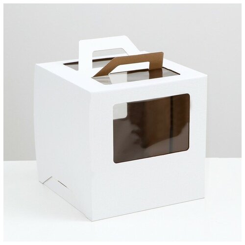 Коробка под торт 2 окна, с ручками, белая, 26 х 26 х 26 см