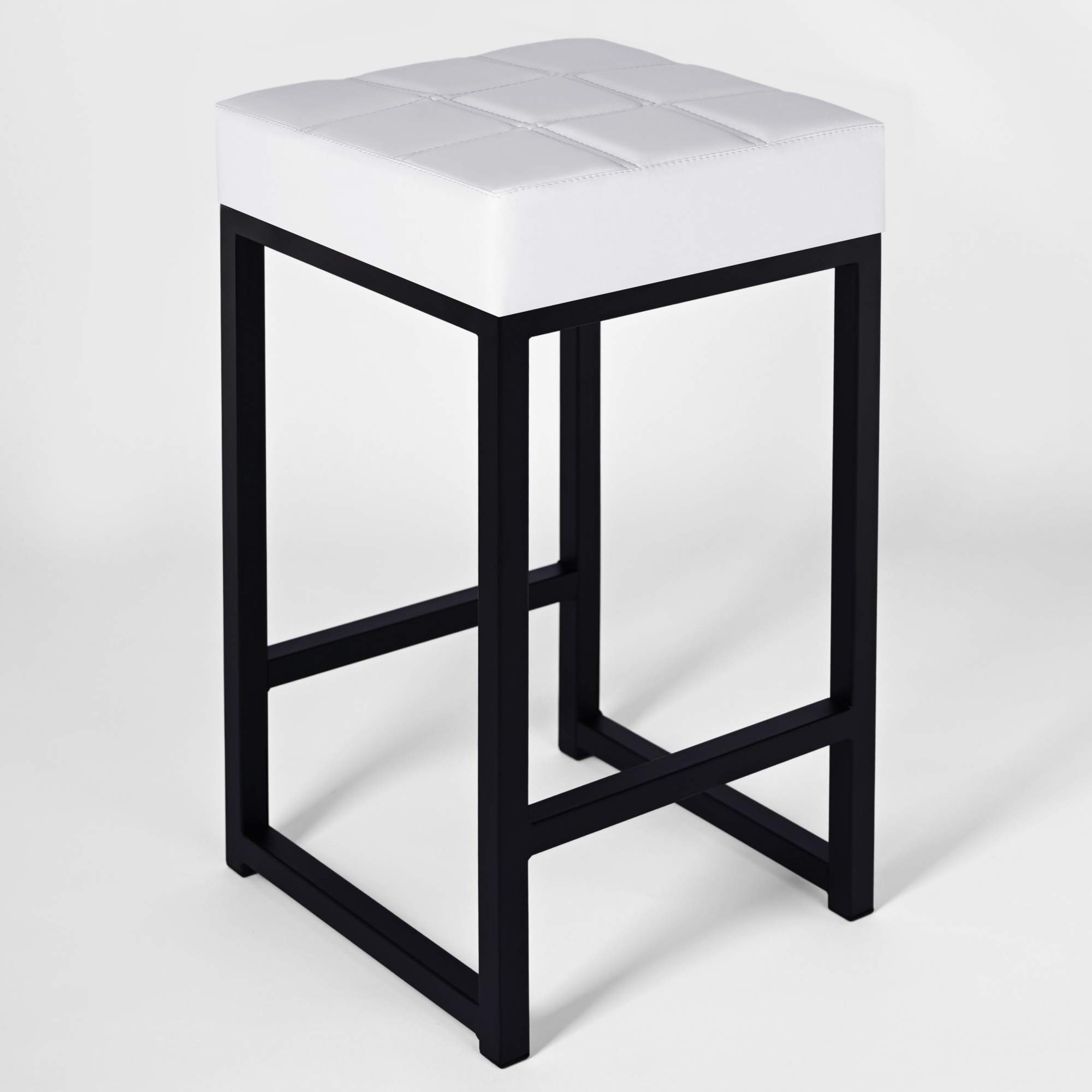 Полубарный стул для кухни SkanDy Factory, 66 см, белый