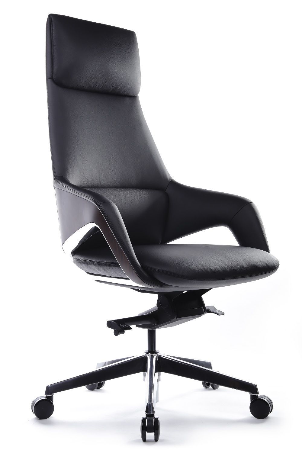Кресло руководителя Riva Chair Кресло RV DESIGN Aura черное УЧ-00001840