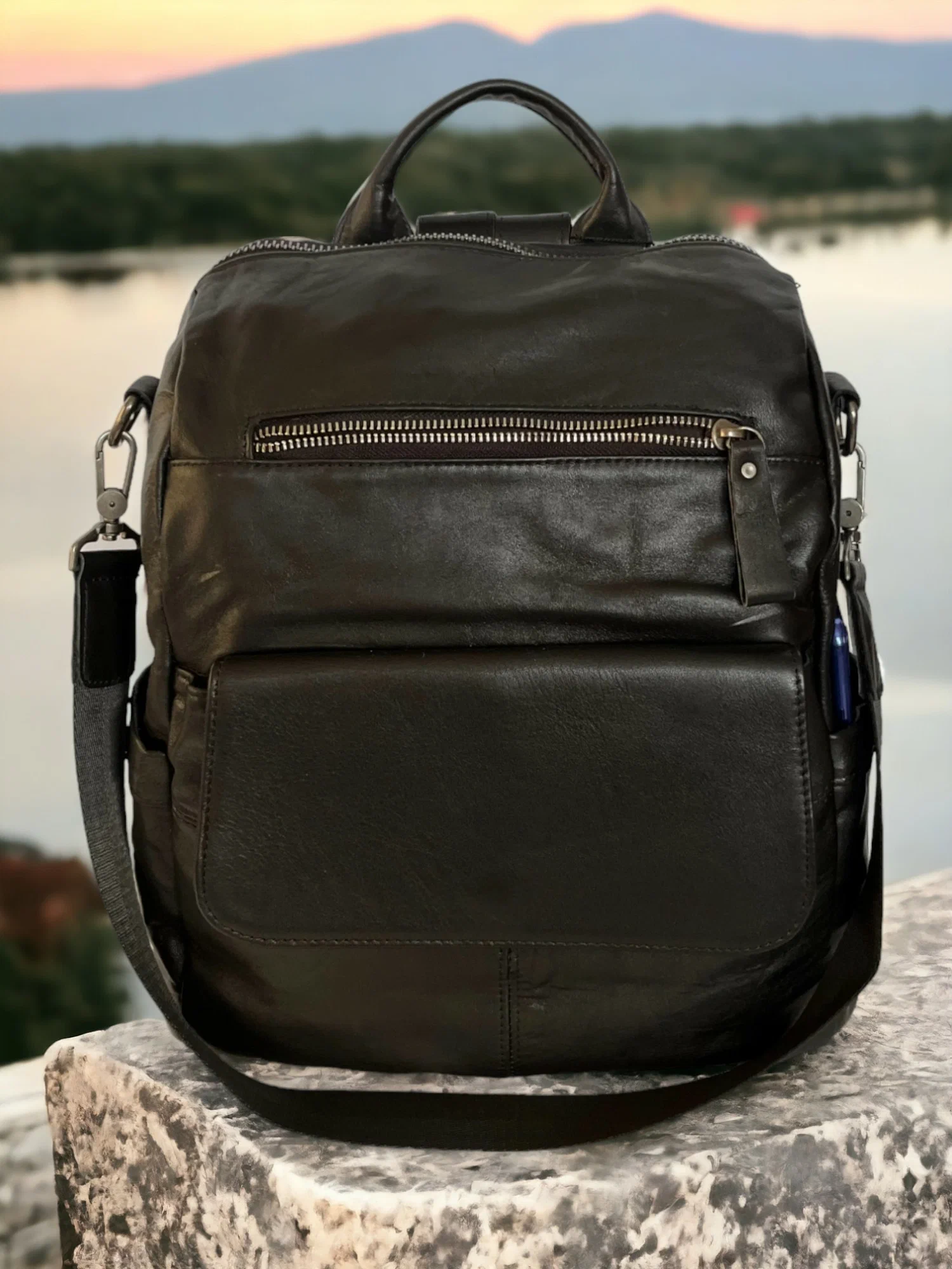 Рюкзак женский BUONO 5321-w черный, 35х30х12 см