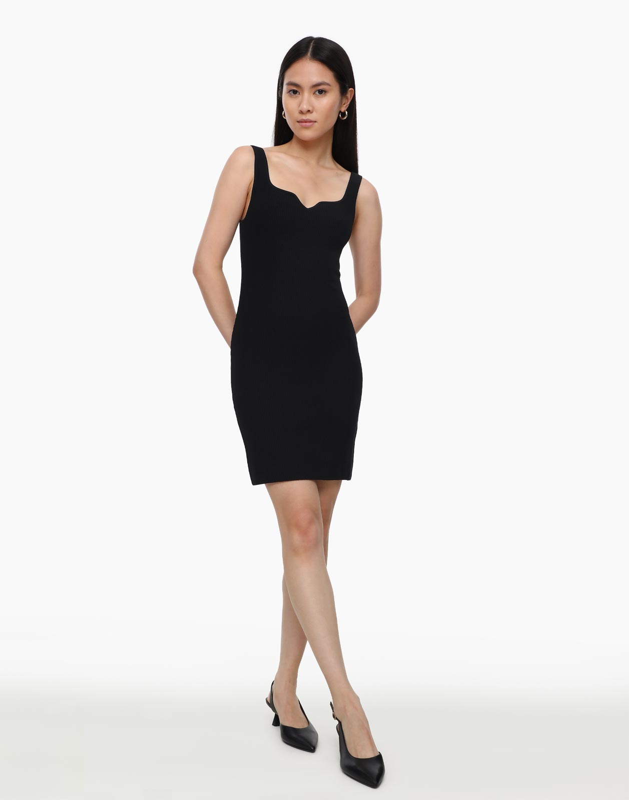 Платье женское Gloria Jeans GDR027653 черное L (48-50)