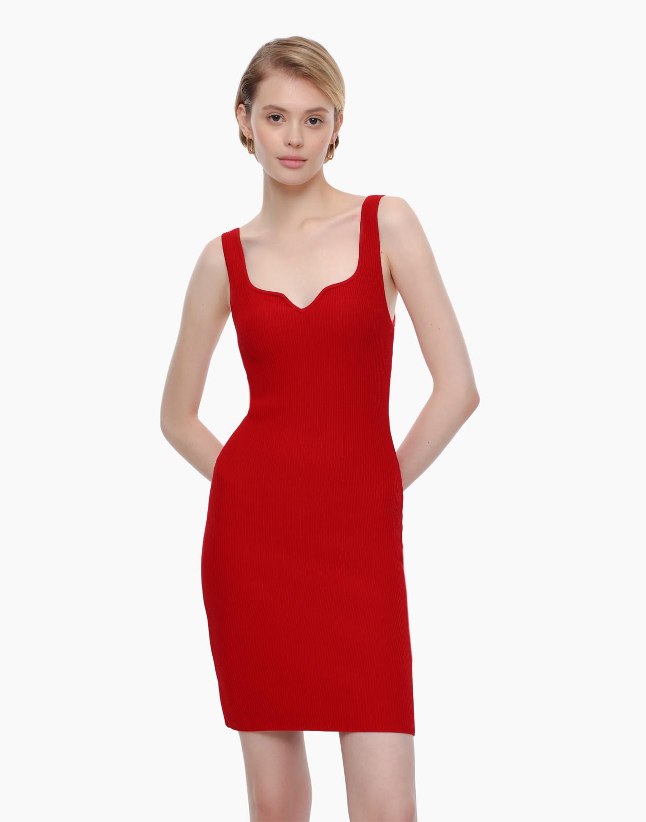Платье женское Gloria Jeans GDR027653 красное M (44-46)