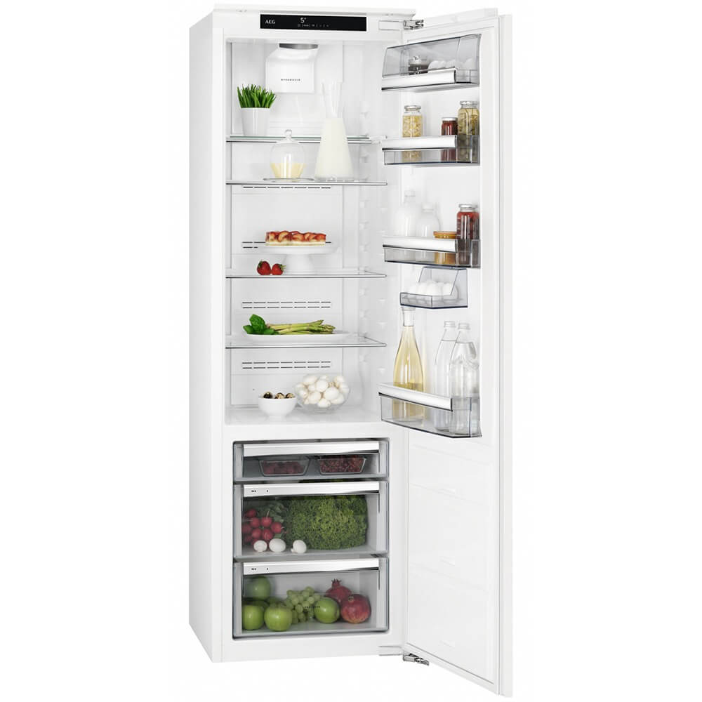Встраиваемый холодильник AEG SKE818E9ZC белый