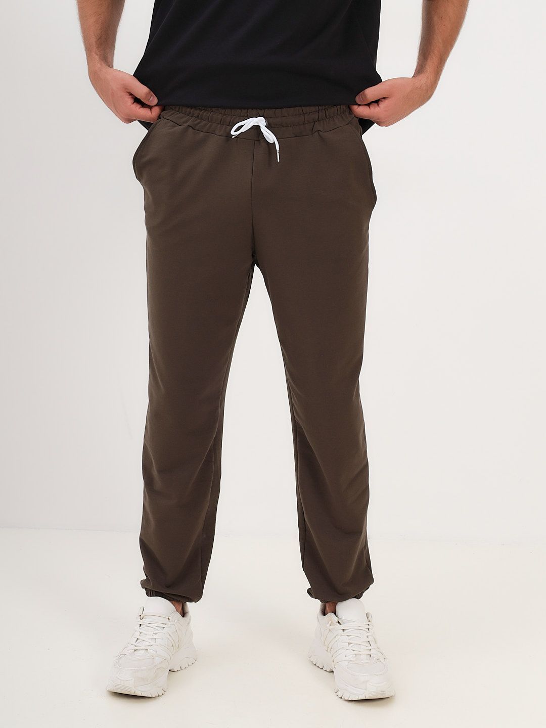 Спортивные брюки мужские MOM №1 MOM-88-3170 коричневые 44