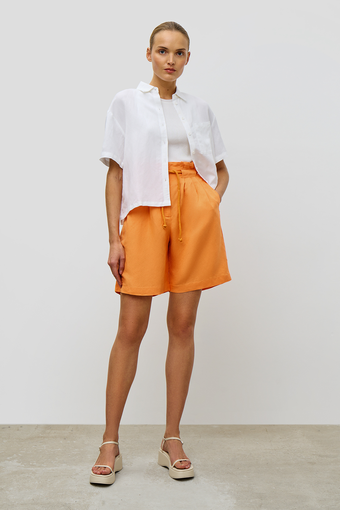 Повседневные шорты женские Baon B3223003 оранжевые XS